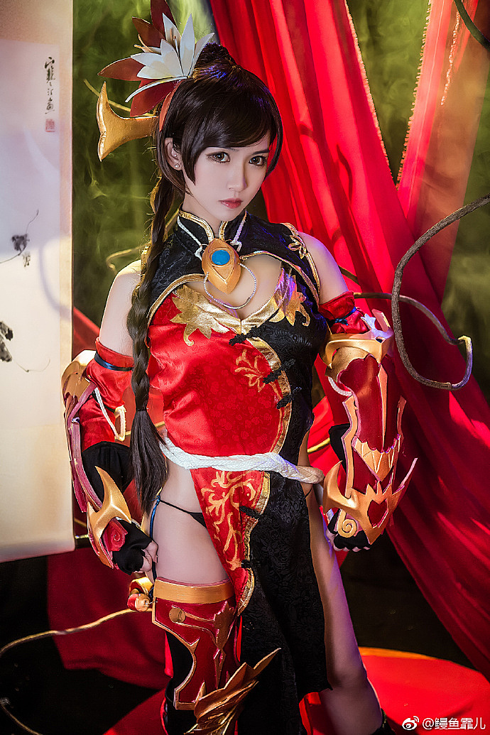 【cos正片】用小拳拳锤你胸口《HIT:我守护的一切》白兰cosplay欣赏 - VVCON美瞳商城
